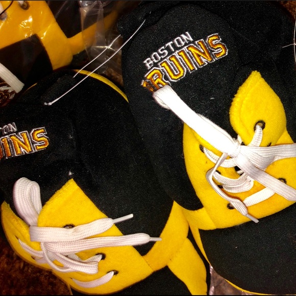 Comfy Feet | Shoes | Boston Bruins Sneaker Slipper Xl Comfy | Poshmark